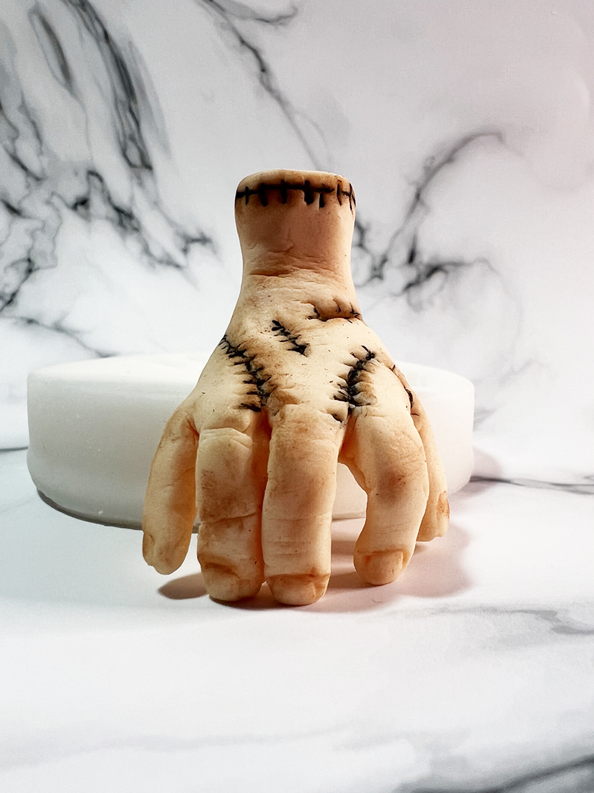 Molde de Silicona Mano Merlina "Dedos" - PauCakes Argentina