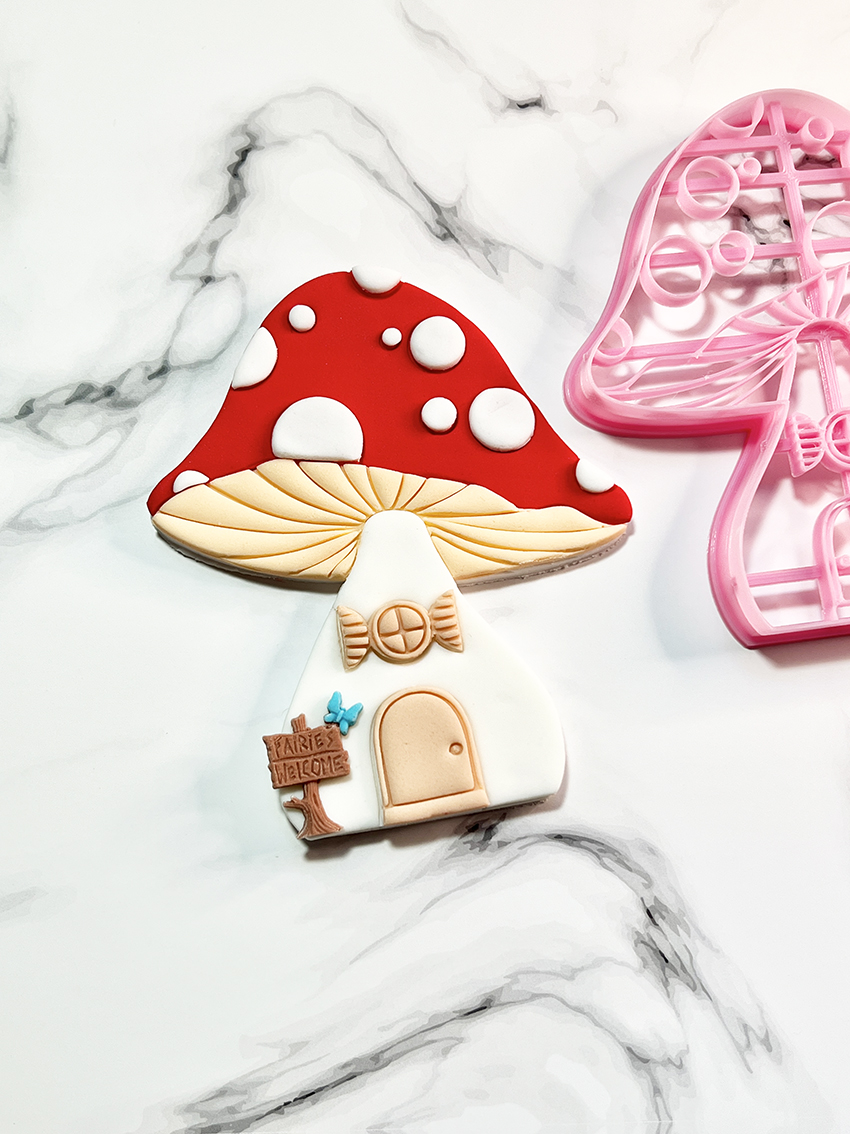 Cortante Hongo Casita Clasico - PauCakes Argentina